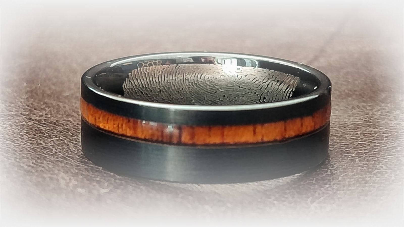 Luke Skywalker (Hammered) - Rosewood Men's Tungsten Ring